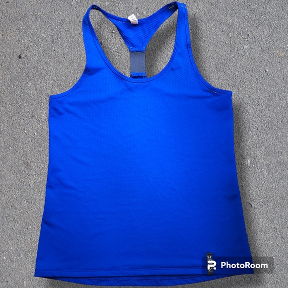Under Armour | Tops | Under Armour Heatgear Run Mesh Racerback Tank Sz ...